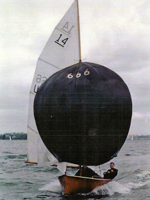 Earwigoagin: Stuart Walker and Sinjin; Together Again