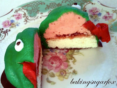 Sugarfox: Recipe for kajkage (Danish frog cake)
