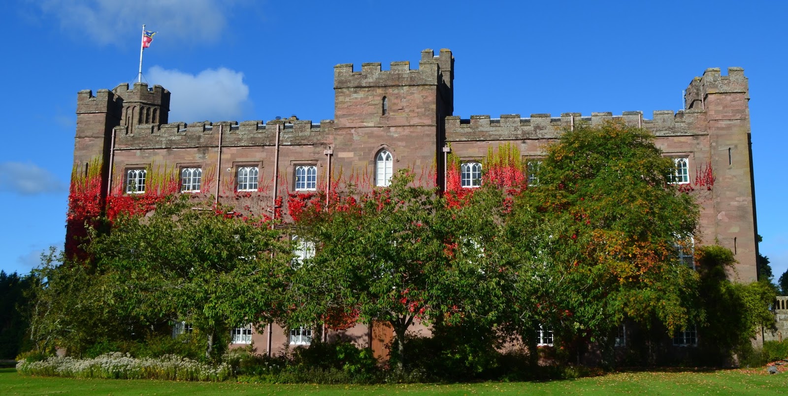 Tour Scotland: Tour Scotland Autumn Photograph Video Scone Palace Perth ...