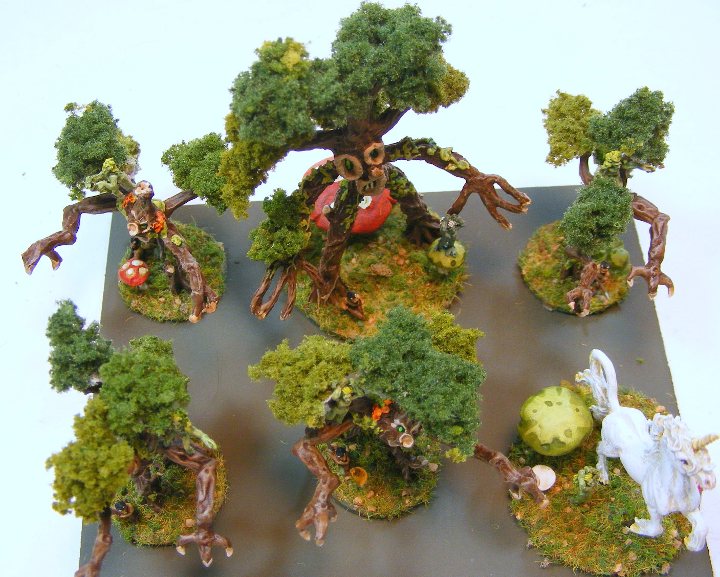 Evil Bob's Miniature Painting: Three Fantacide Factions