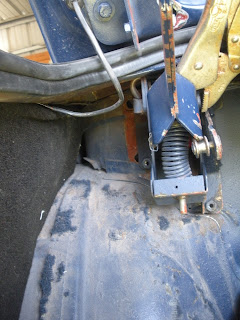 Triumph Stag Project: Boot Hinge Repaired