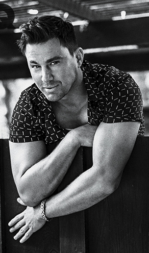 my new plaid pants: I Am Link