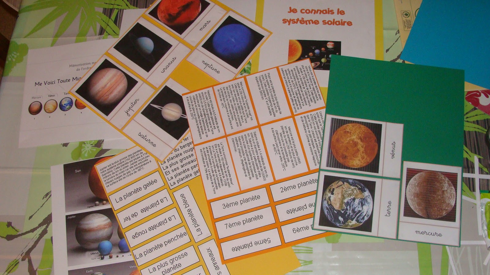 Le système solaire | On fait l'école à la maison