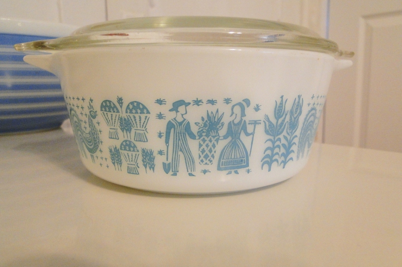 Pyrex Collective III: Pyrex, Pyrex and more Pyrex