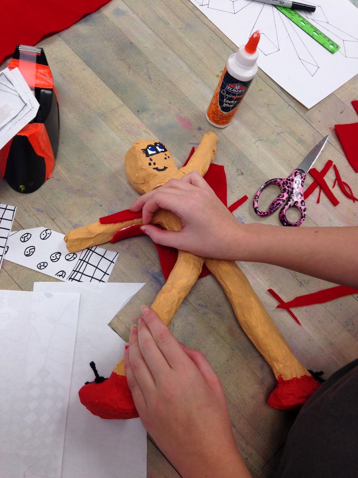 Art Room Blog: Advanced Art Club Paper Mache Characters...