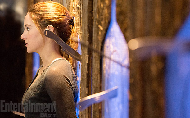 First Look At Tris Prior Playing With Knives In The New And Official ...