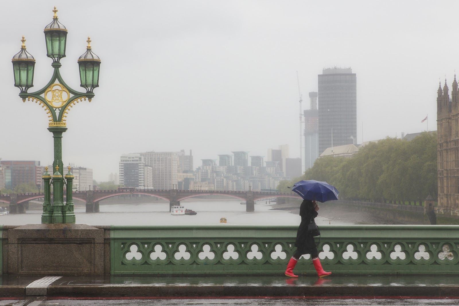 Take Out Photo Rainy Day In London take-out-photo-rainy-day-in-london