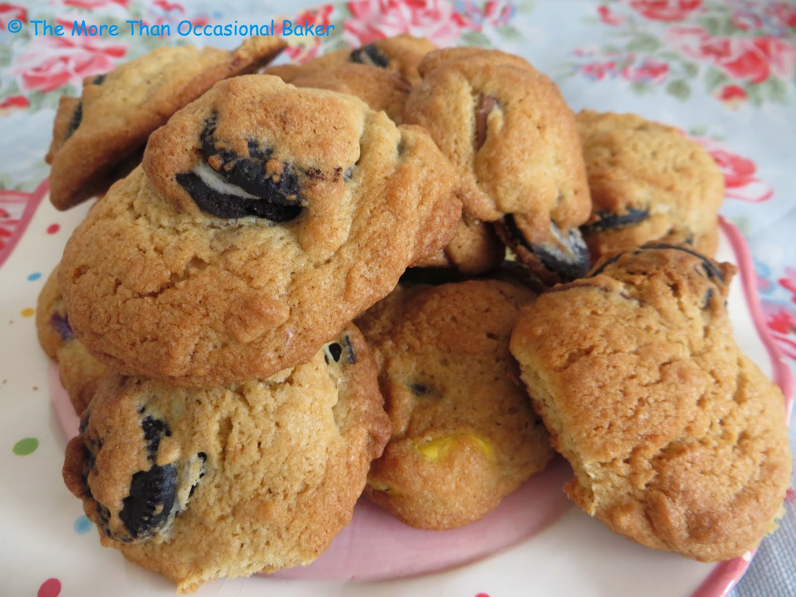 The more than occasional baker: Marvellous Mix Up Cookies