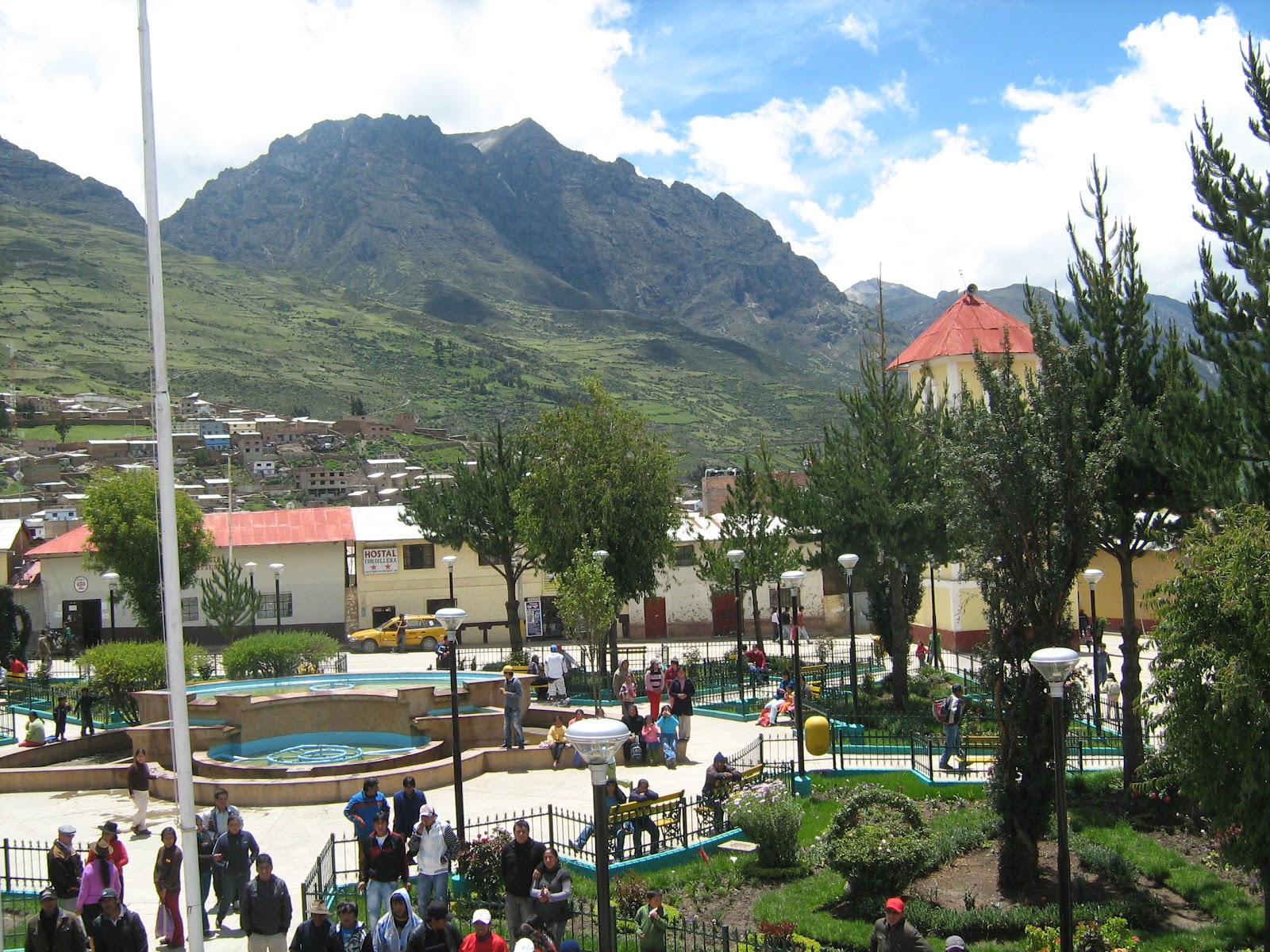 OPINION REGIONAL HUACHO: OYON: EL NUEVO EMPORIO TURÍSTICO