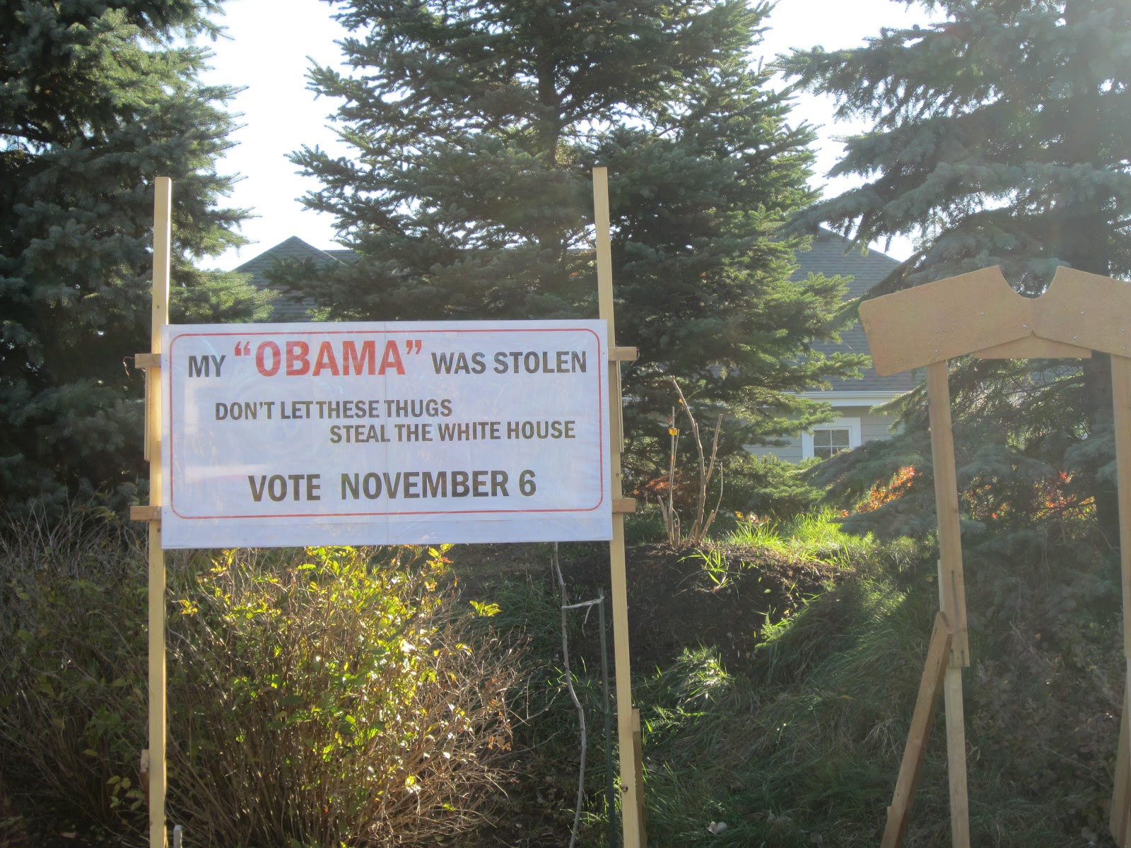 Brookfield7: Clever, unique, homemade pro Romney campaign signs