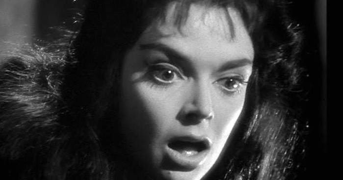 CINEMA ITALIANO: Barbara Steele: O Rosto Inglês do Horror Italiano