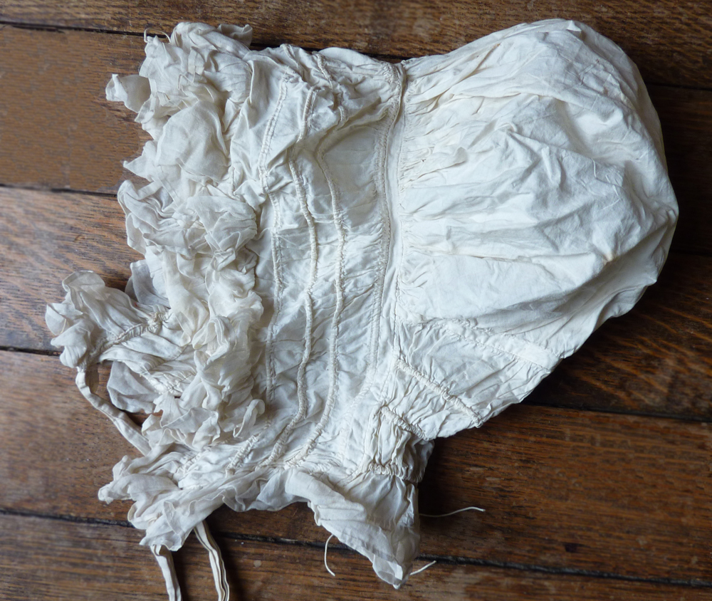 N e e d l e p r i n t: Anatomy of a Quaker Bonnet