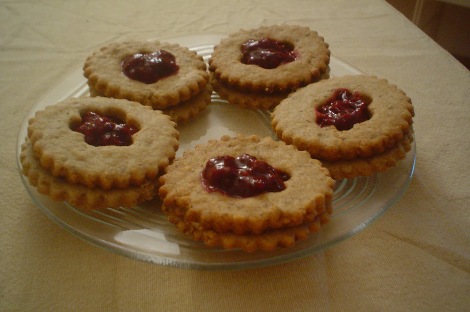 cukormentes édes élet: diós linzerkarika (1. próbálkozás)