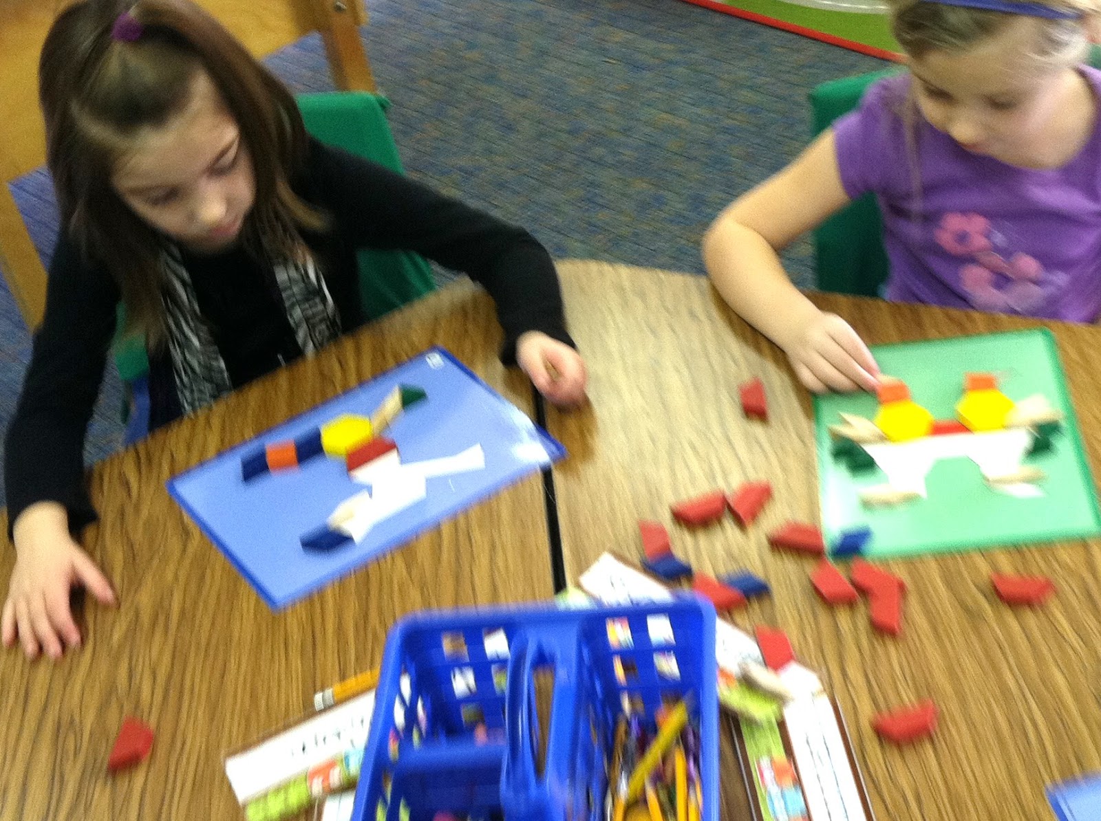 Kindergarten is a Hoot!: Patterns, Patterns, Everywhere!