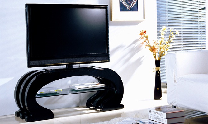 Mighty Lists: 10 creative TV stands