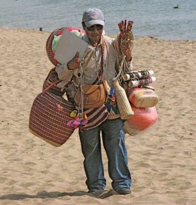 Déjàlà: Beyond Sand, Mexican Beach Vendors