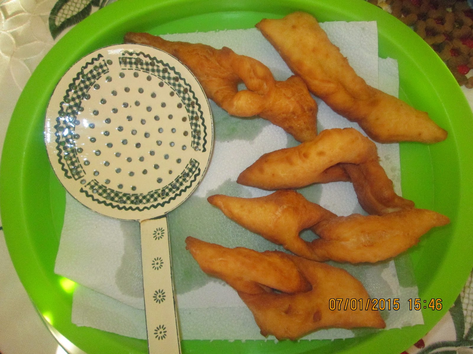 Prajituri de casa: Scoruse sau Minciunele