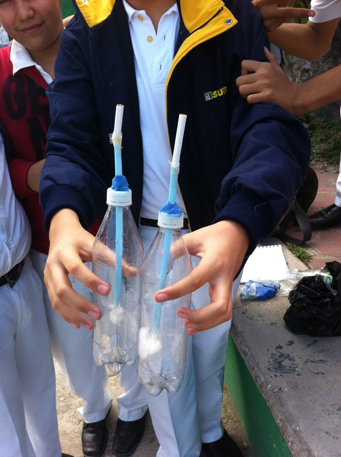 Ciencias Secundaria Tecnica # 3: Botella Fumadora