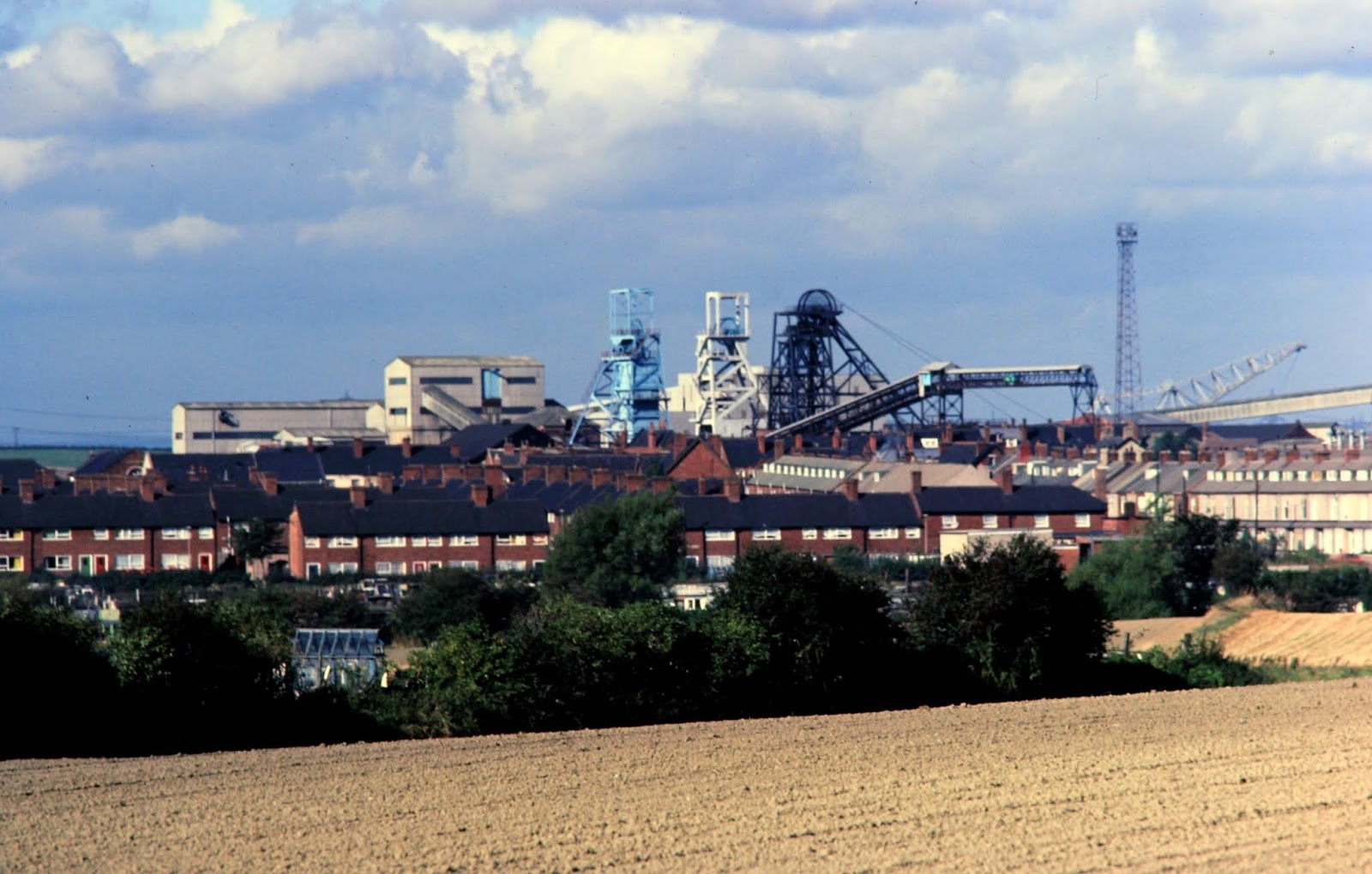 FEATHERSTONE PHOTOGRAPHS: Ackton Hall Colliery