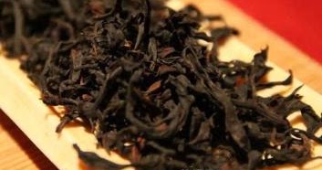 Coral Qiu Tea: Wild black tea