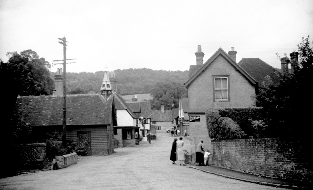 Amazing Photos Document Everyday Life of England in the Late 1930s ...