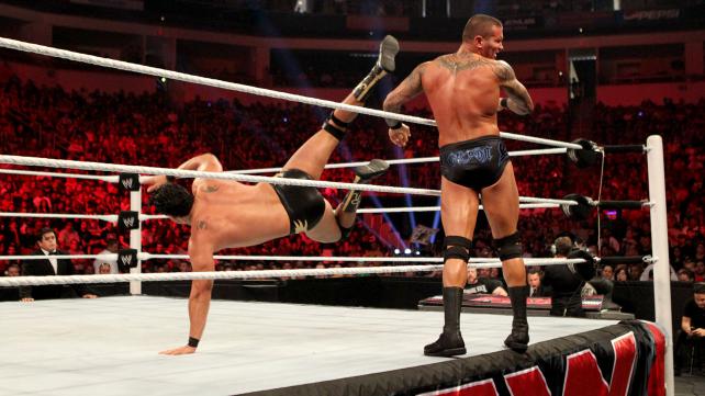 WWE In live!!!!: RANDY ORTON vs ALBERTO DEL RÍO