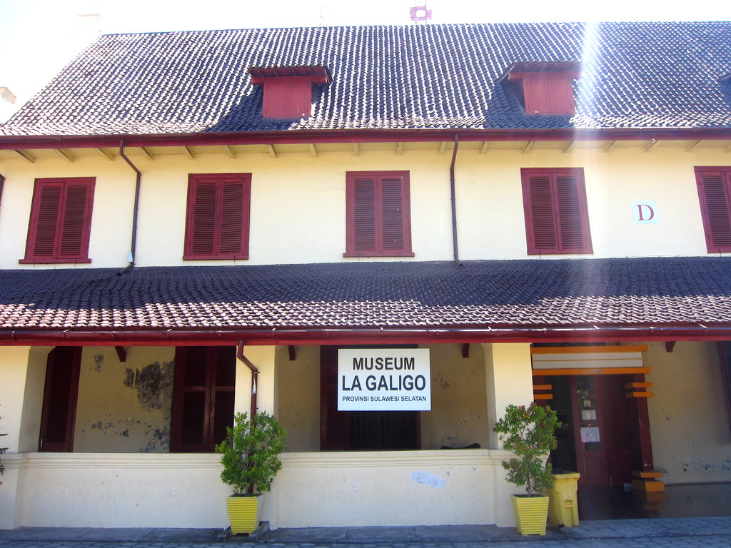 Travelholic: Makassar | Finally! La Galigo!