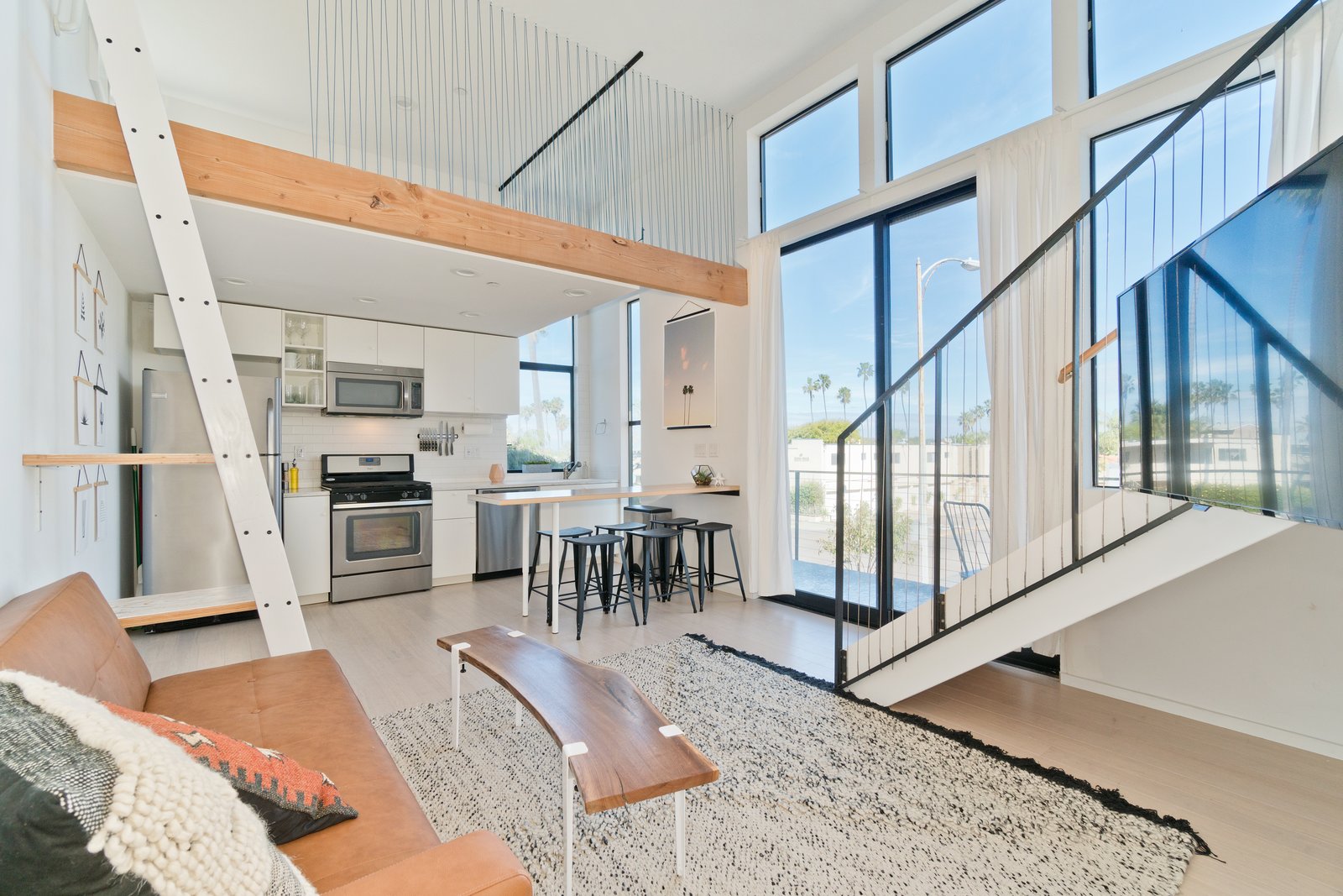 800 sq ft Prefab Modular Home in Ocean Beach, San Diego, California ...