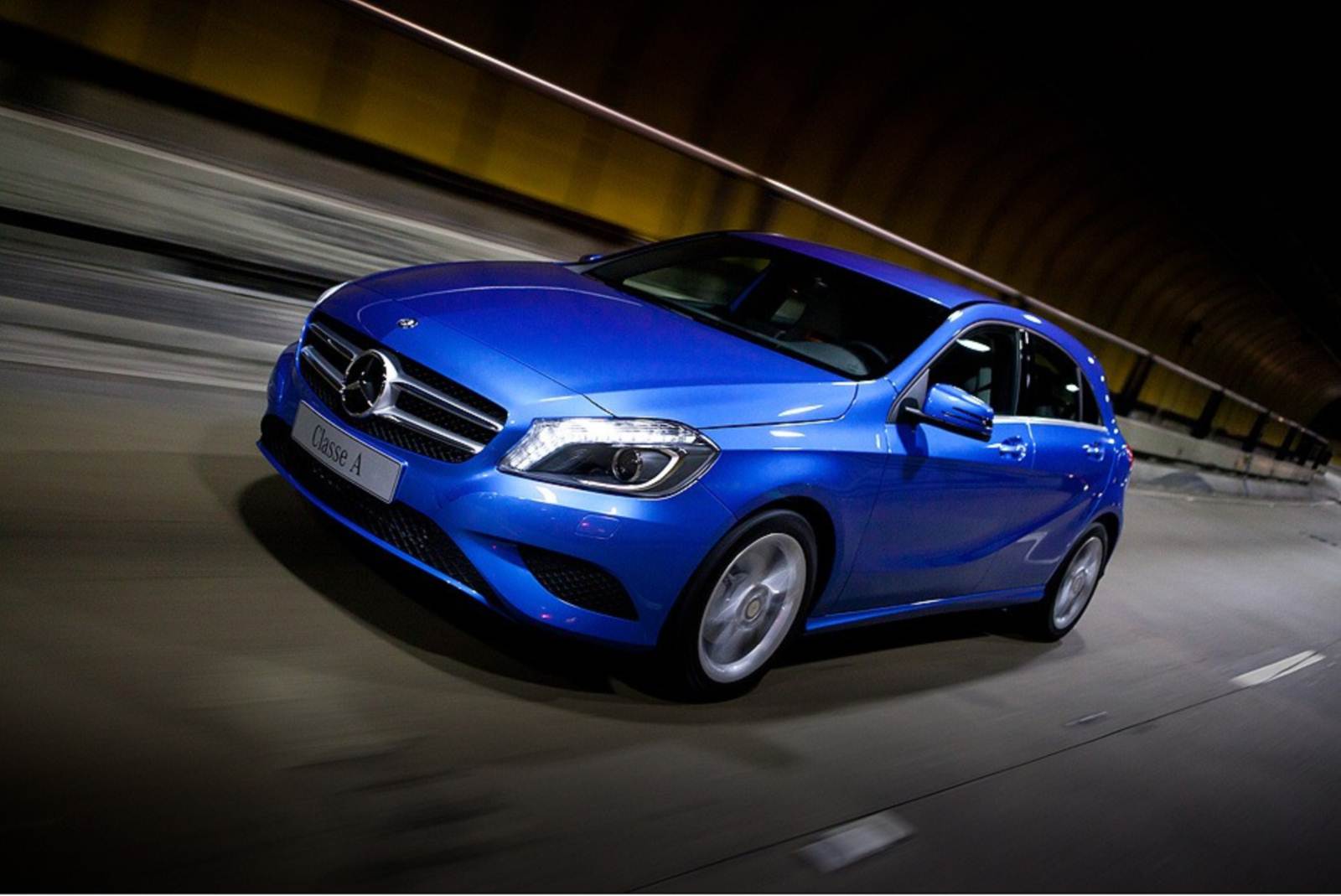Mercedes-Benz A200: luxo com preço abaixo de R$ 100 mil