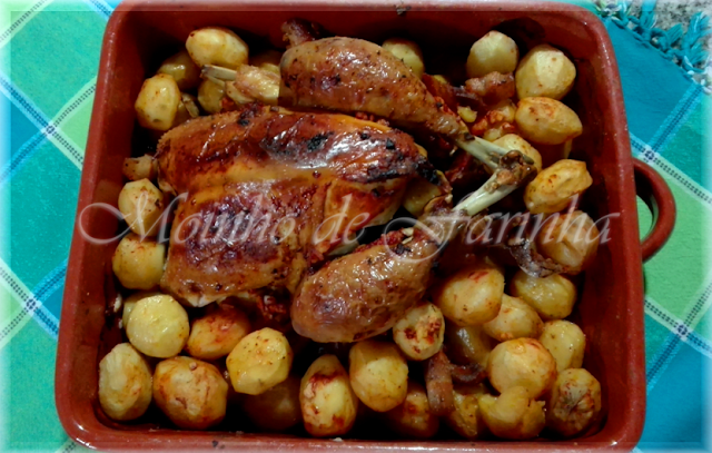 Moinho De Farinha: Frango do campo assado no forno (inteiro) à alentejana