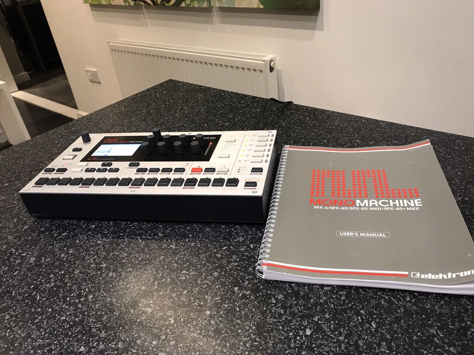 MATRIXSYNTH: Elektron Monomachine BASS / SYNTH DRUM MACHINE