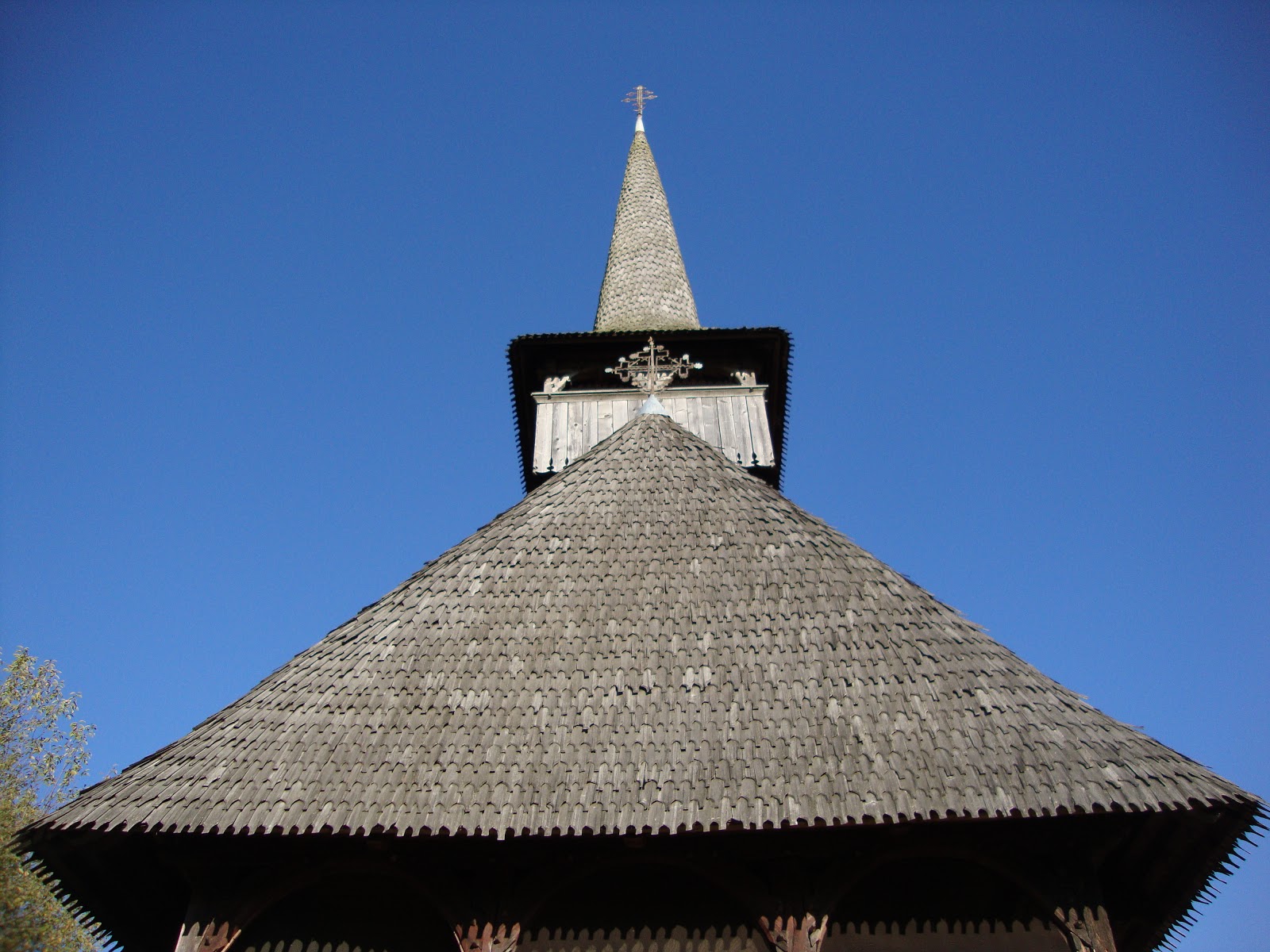 TUDOR PHOTO BLOG: Maramures,Romania - Biserica de Lemn din Barsana (UNESCO)