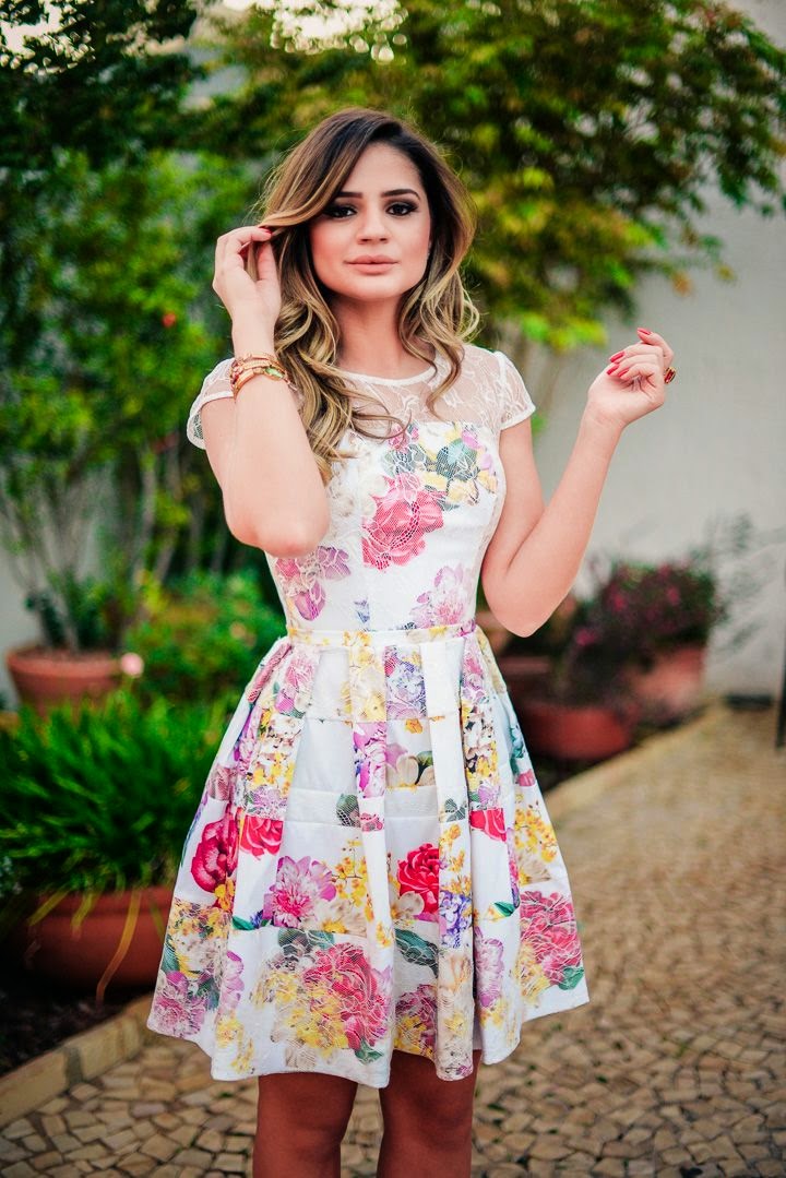 MULHERES - BELEZA, MODA E ESTILO : MULHERES - BELEZA, MODA E ESTILO