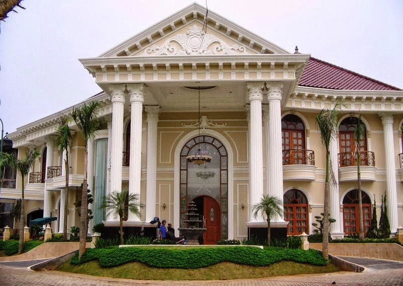 GAMBAR RUMAH EROPA KLASIK TERBARU Trend Rumah Gaya Desain Klasik - Foto ...