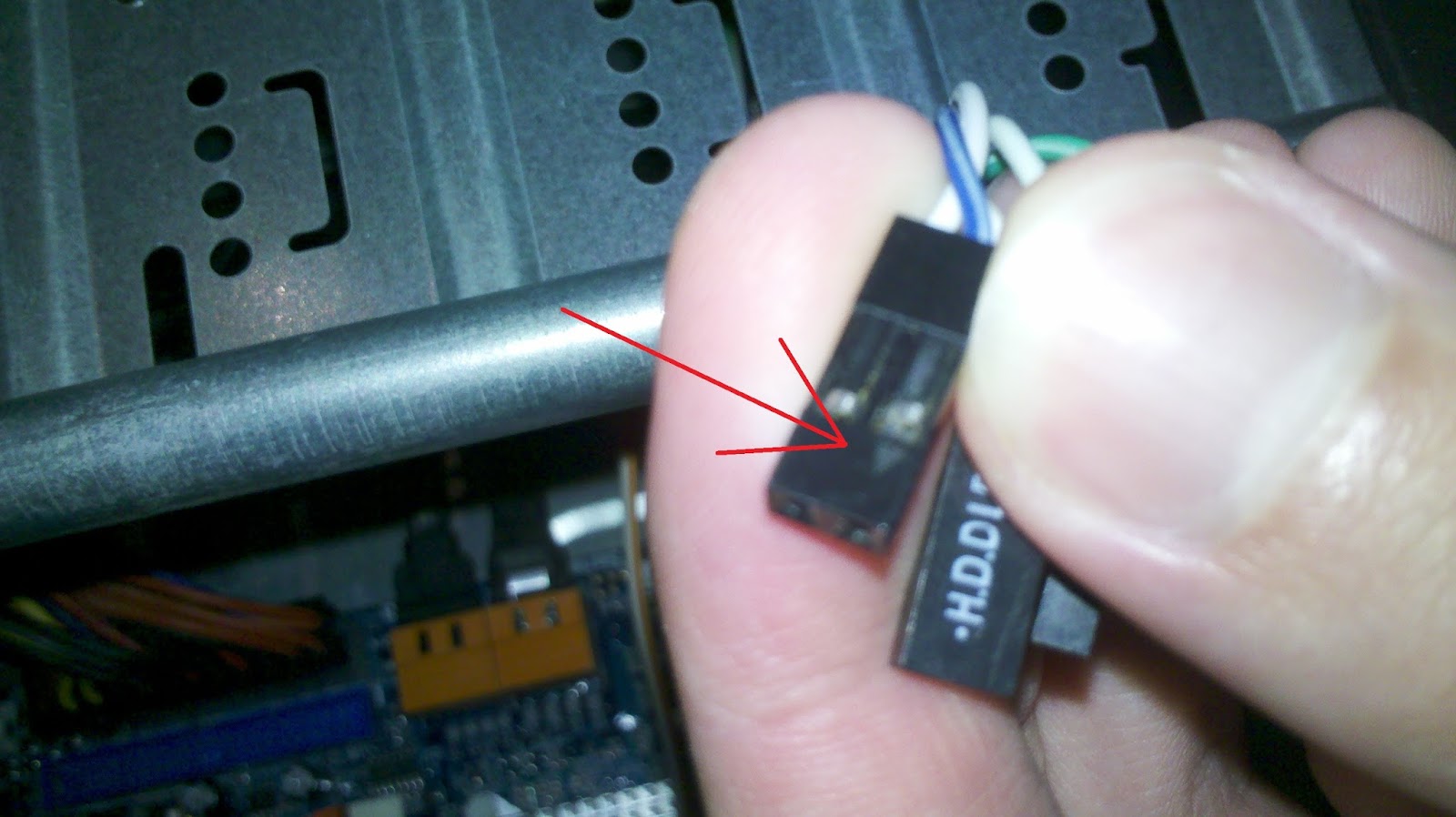 Repositório Central: Ligando os fios do painel frontal na placa-mãe AM3 ...