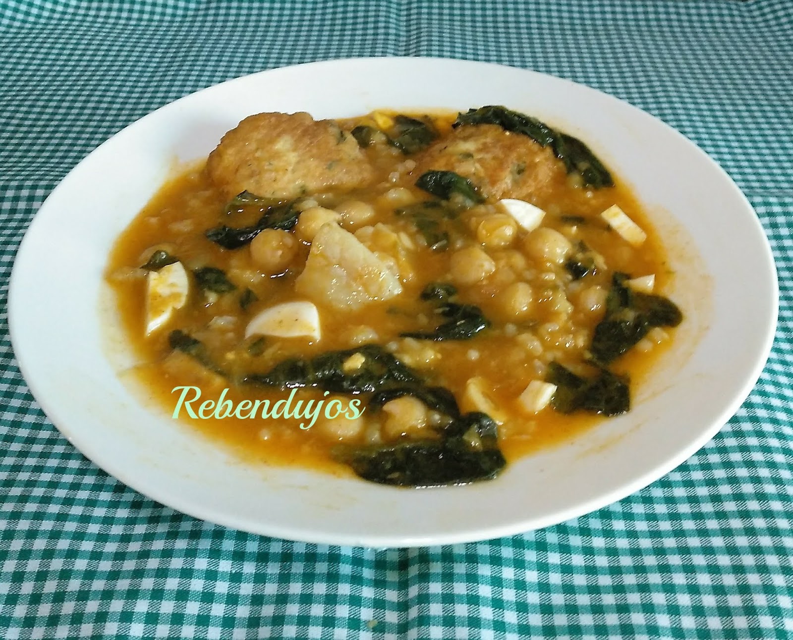Potaje de cuaresma con rellenos