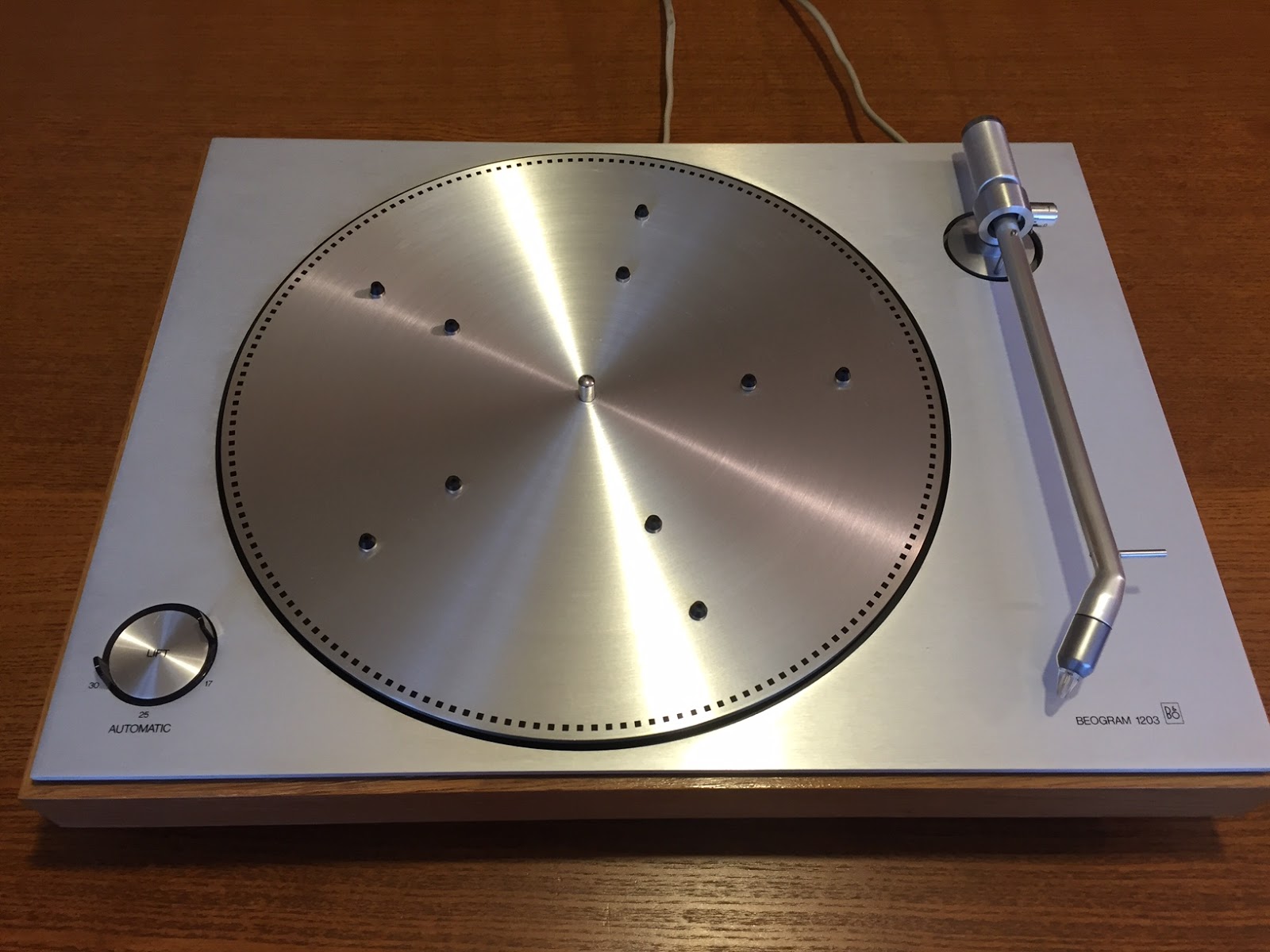 Phono Lab- z pasji do gramofonów: czerwca 2016