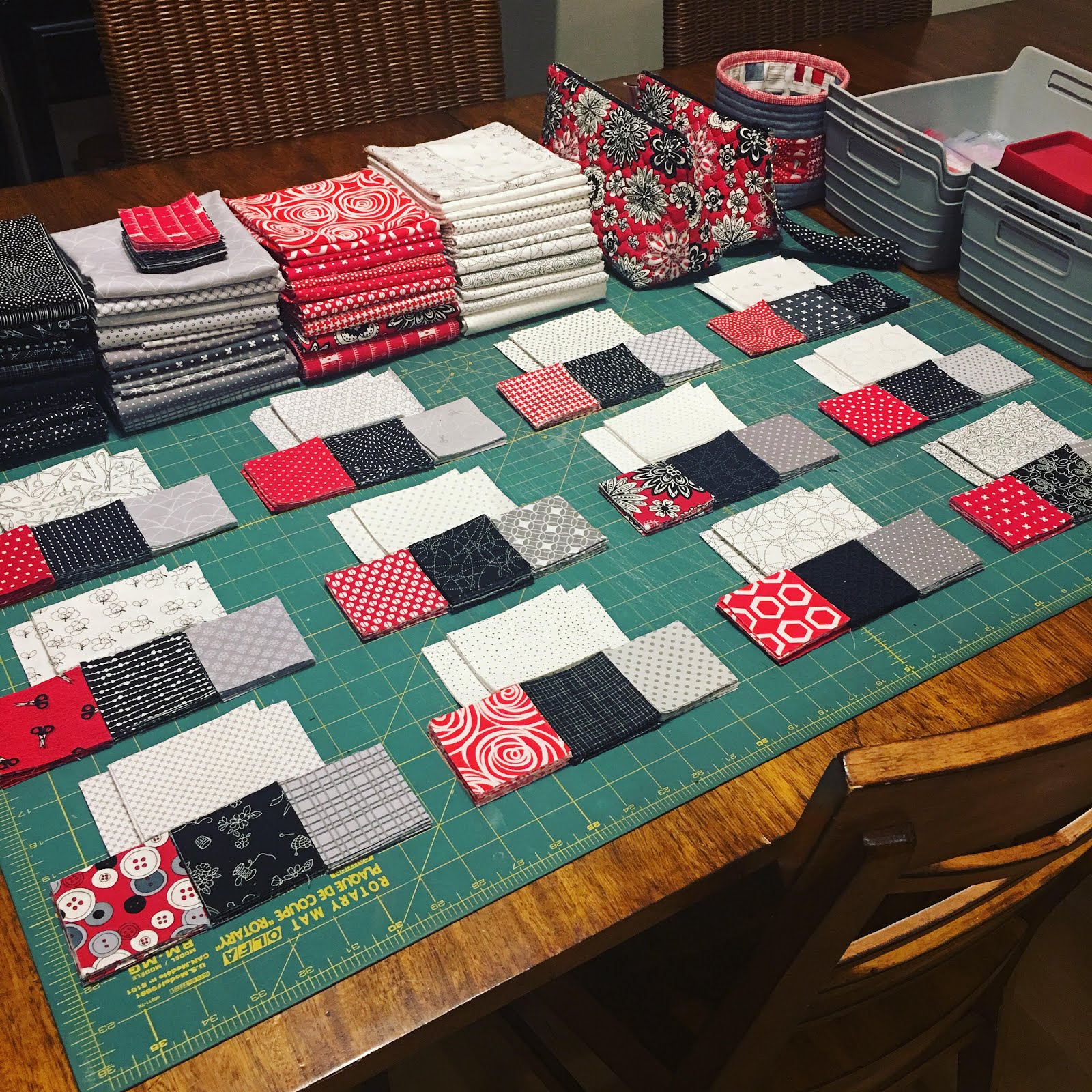 The Bees Knees - A Quilting Bee