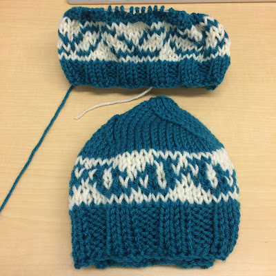 Craftimism: DNA double helix knit hat