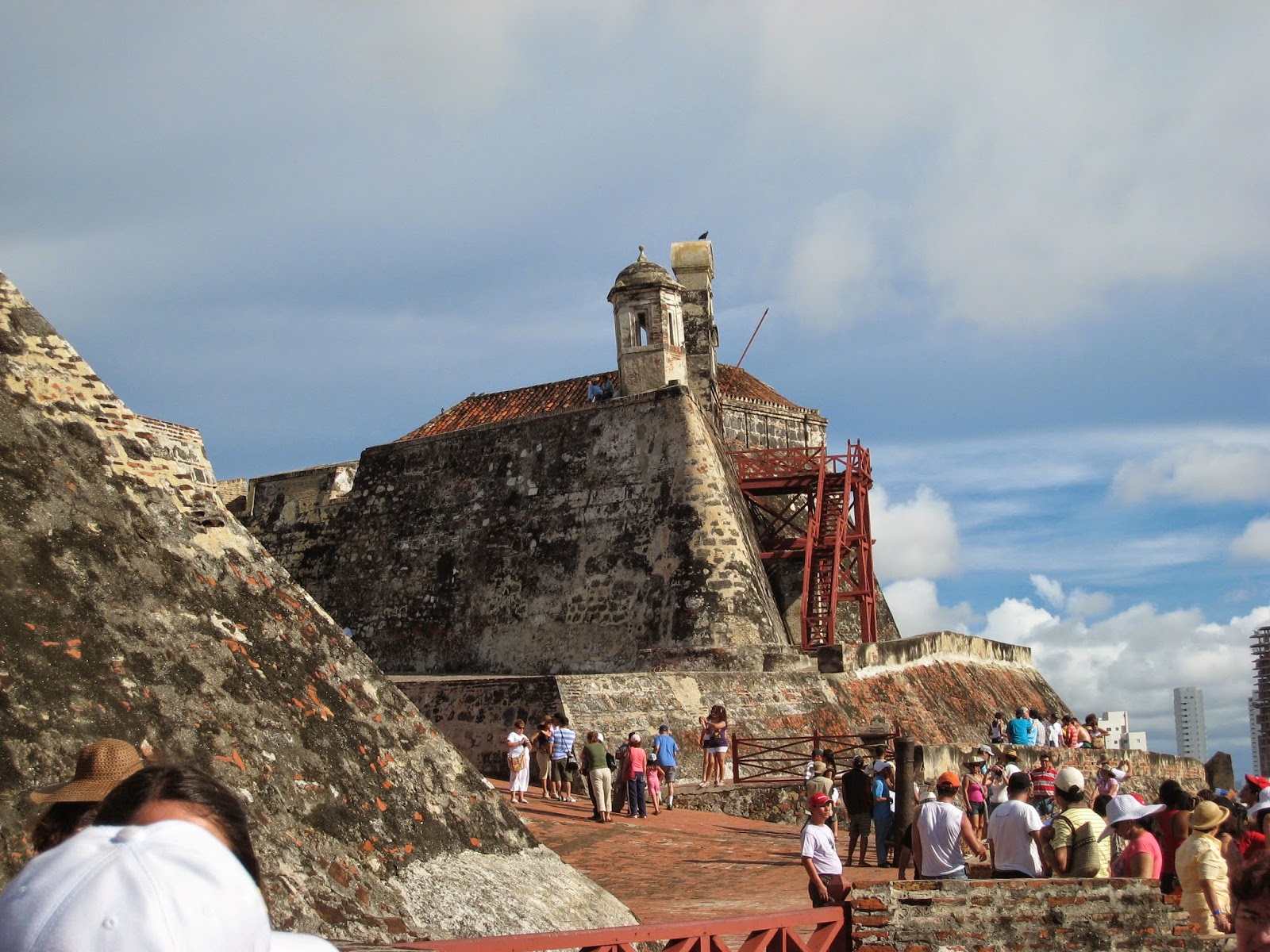 ANTROPOLOGÍA EN EL LABERINTO: Pueblos de Colombia - Fuerte San Felipe ...