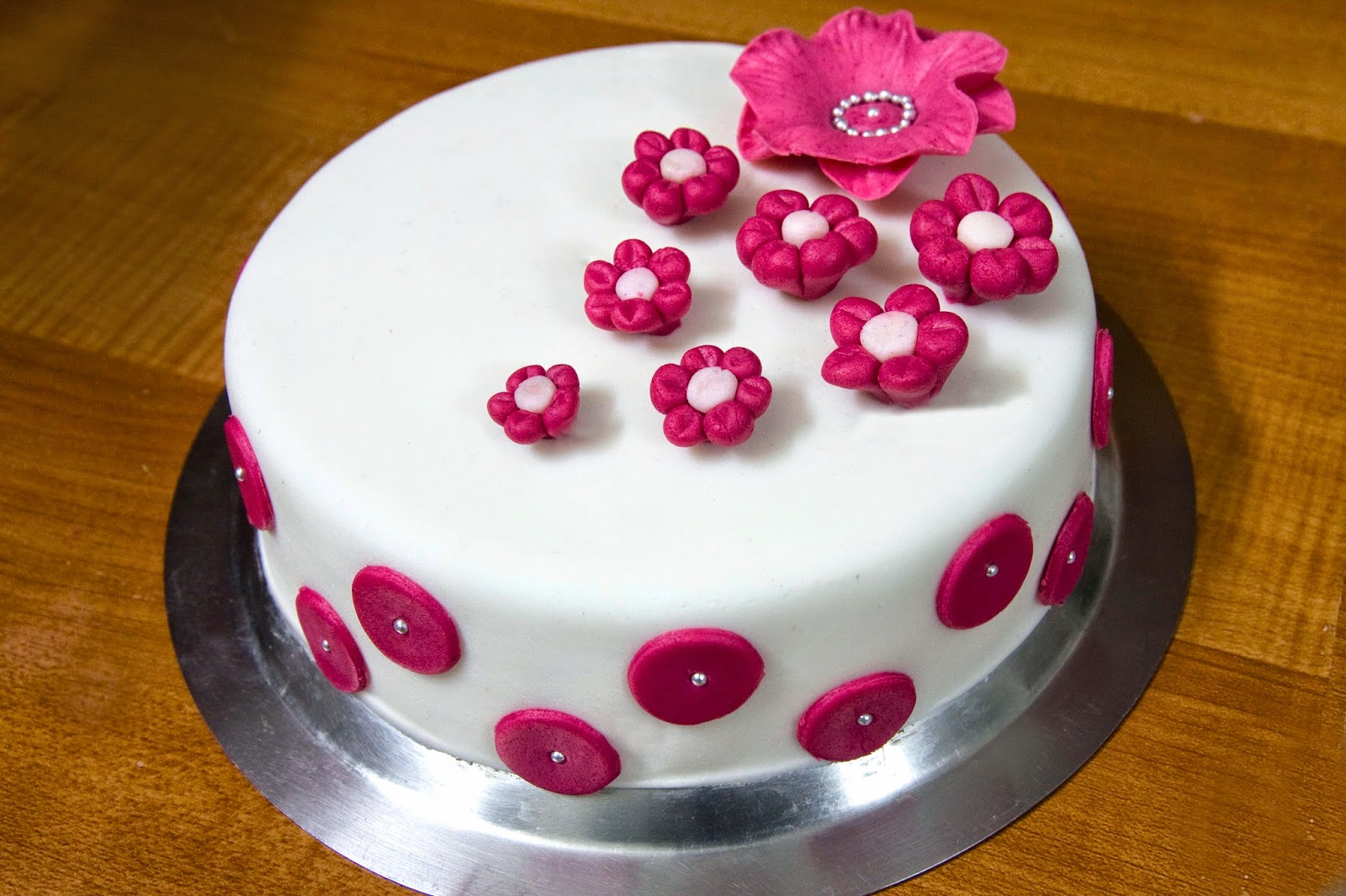 Nimmy's Kitchen: Homemade Chocolates & Cakes