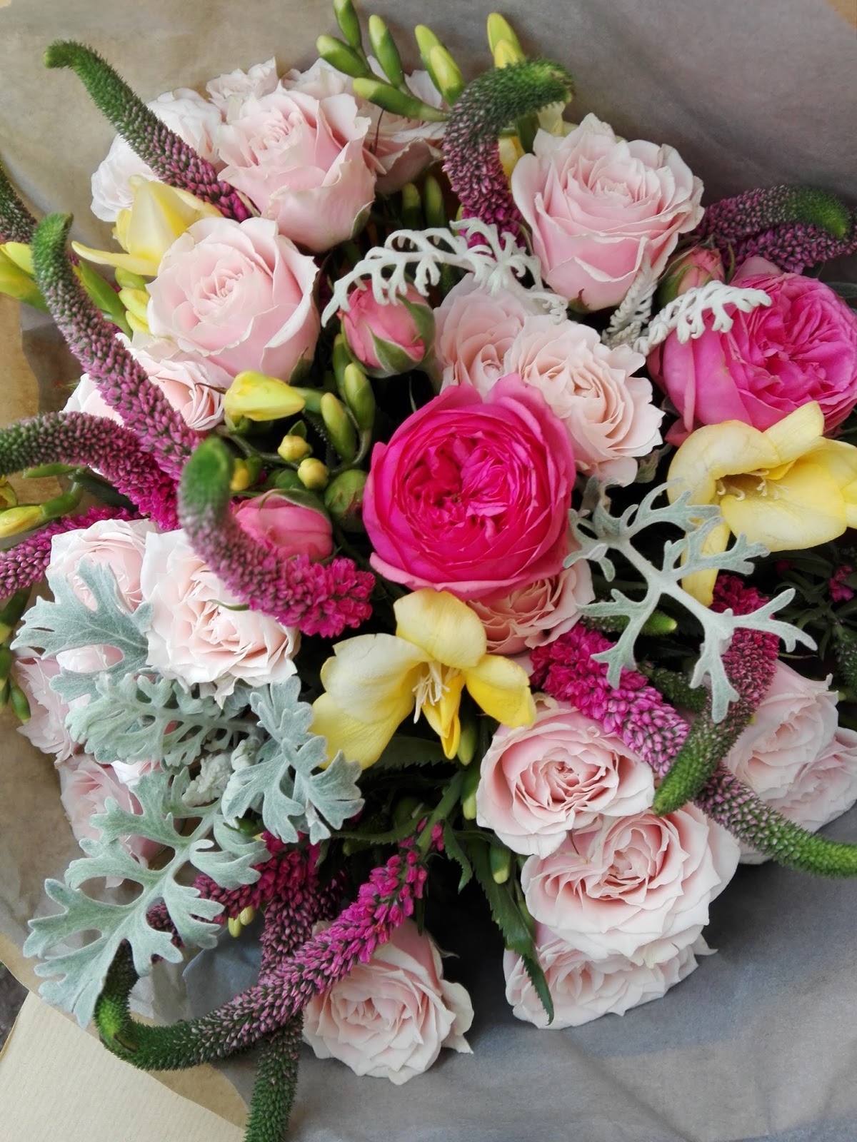 Flowers of Soul: Buchete deosebite, in culori pastelate si flori delicate