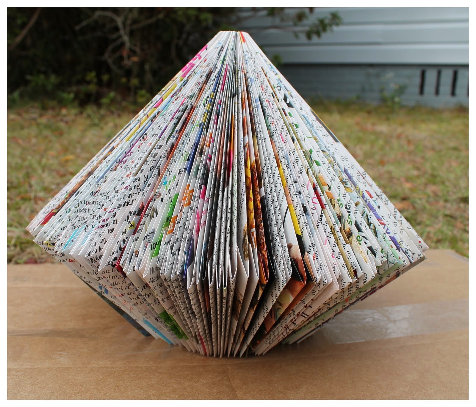 *~my house is cuter than yours~*: Folded Magazine Crafts