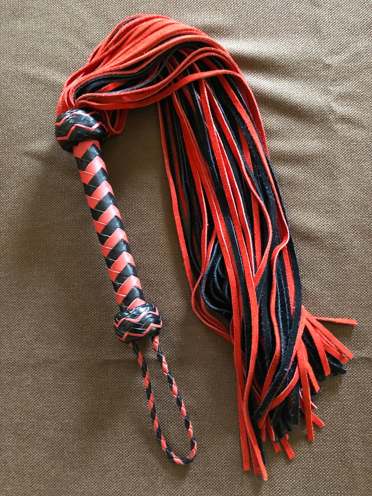 TribalVibe with Papa Tony: Video Review of the "Thumper" Flogger; with ...