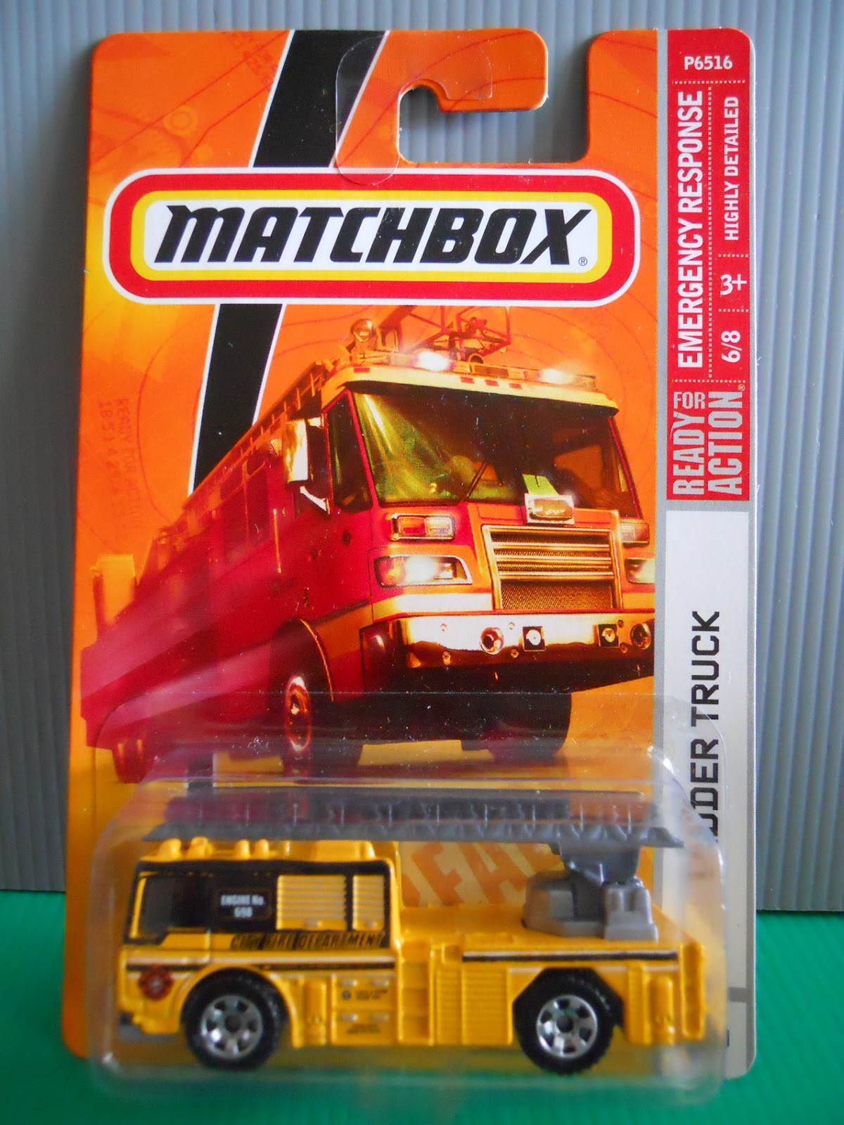 Dexters Diecasts (DexDC): Matchbox 2009 #60 ~ Ladder Truck (yellow)