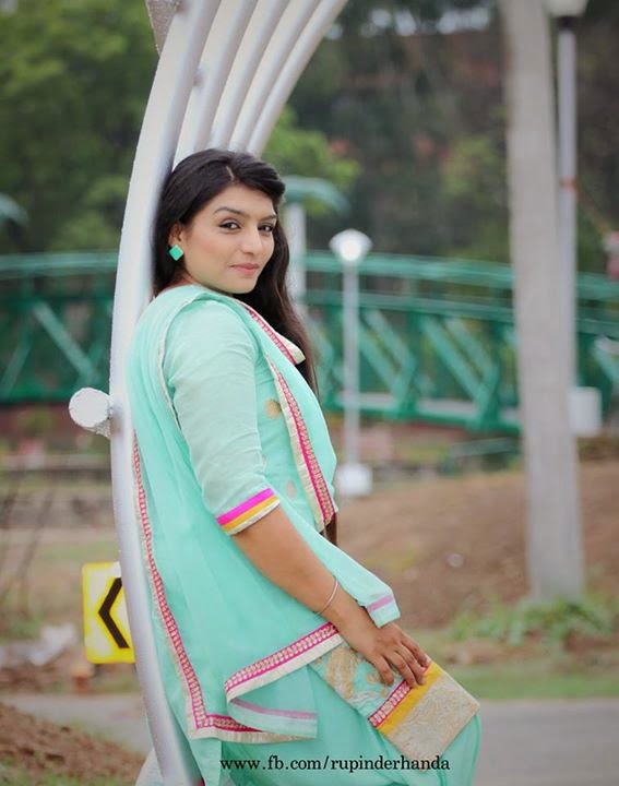 Punjabi Singer Rupinder Handa Beautiful HD Wallpapers Images Collection