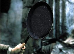 Kenzies' Tabletop Gaming Blog: The Mighty Frying pan weapon