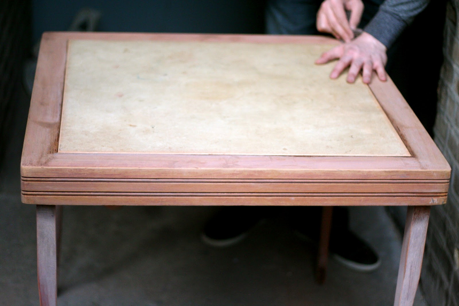 Cupcakerator: D.I.Y. Card Table Makeover