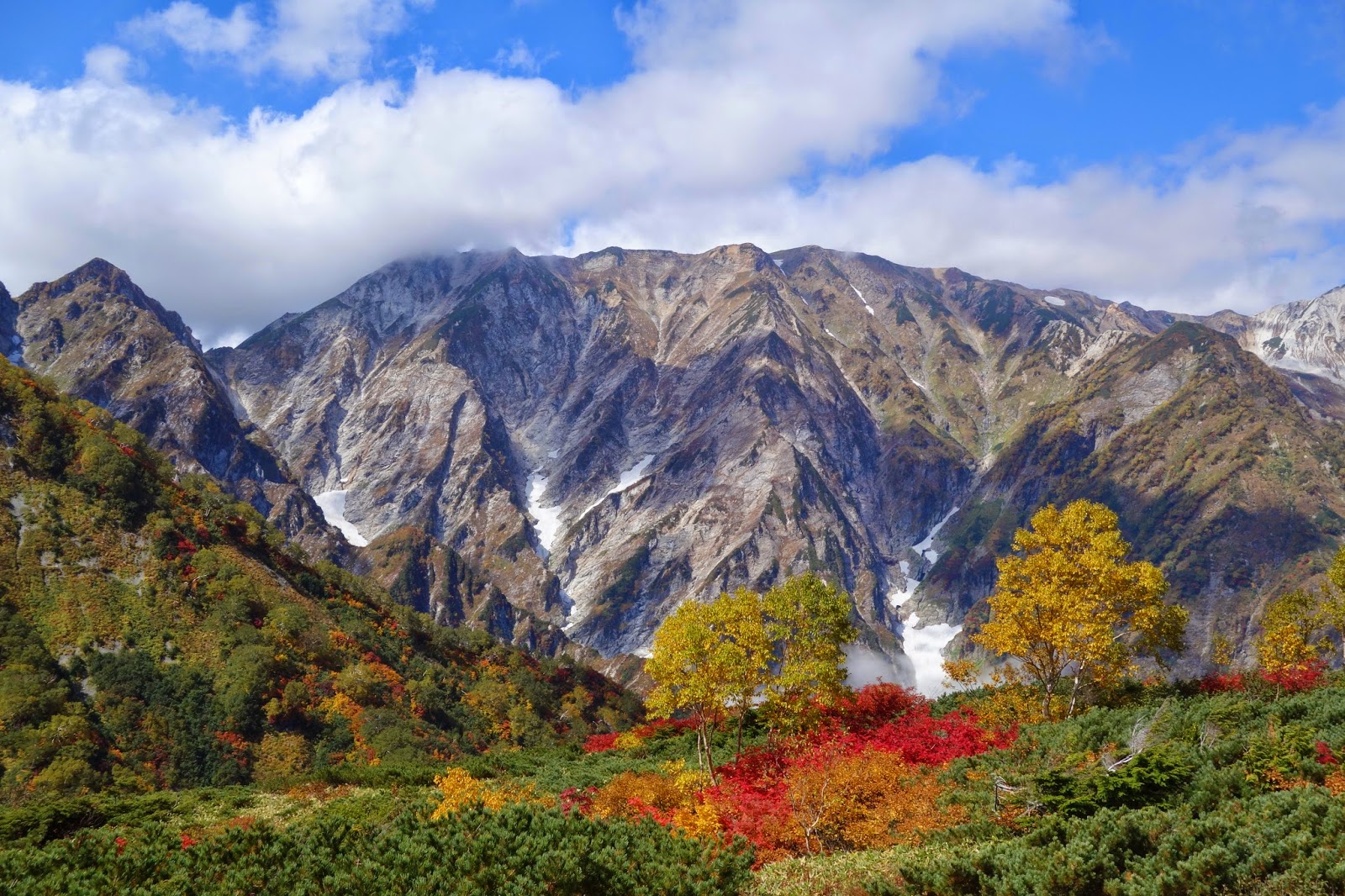 Early Autumn Treking Around Hakuba-Happo-ike (pond) | first track ...