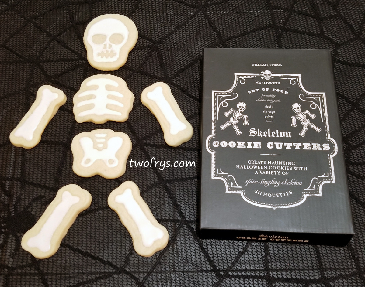 Two Frys: Skeleton Cookies